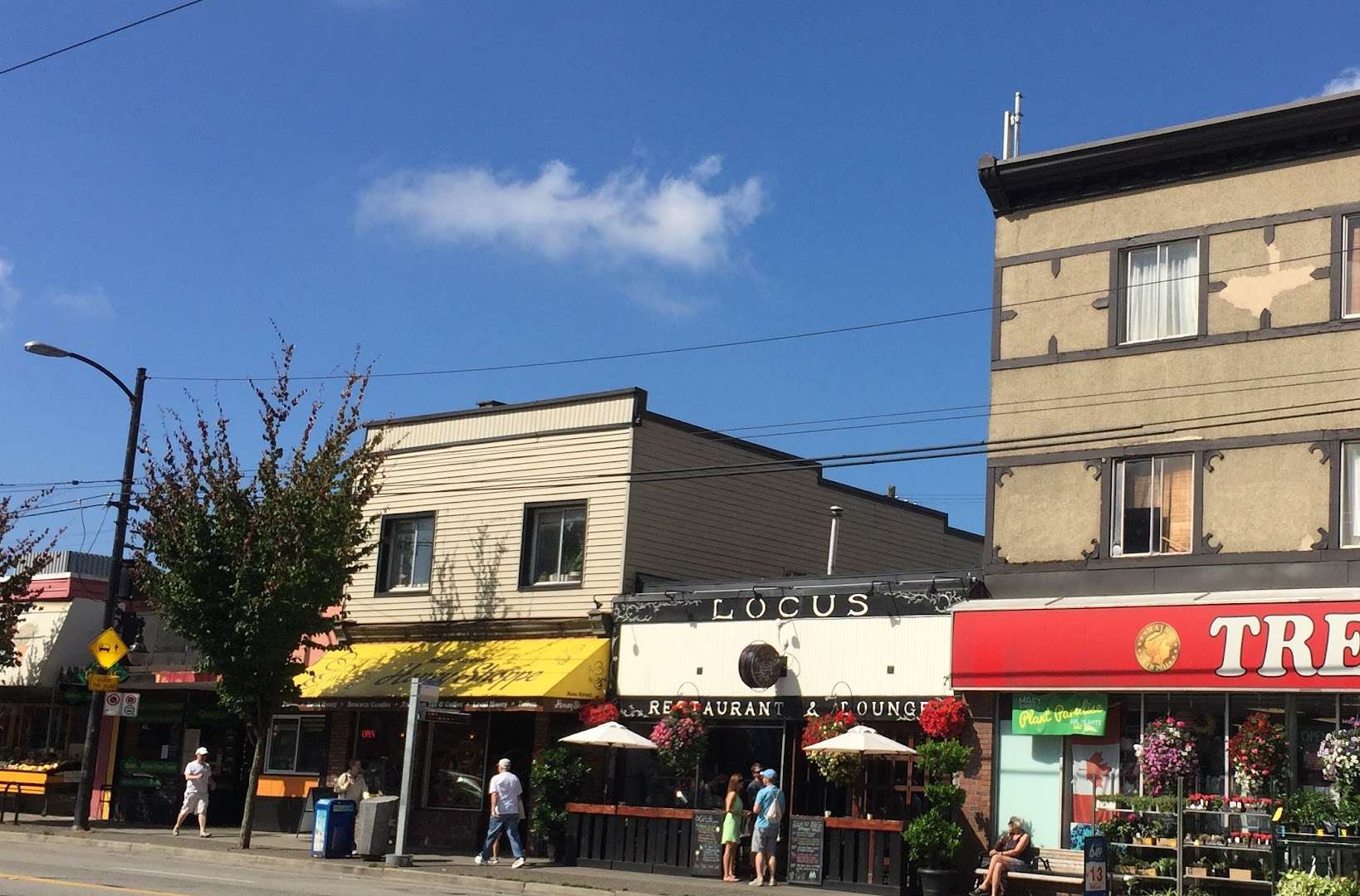 Locus Restaurant & Lounge - Downtown Vancouver